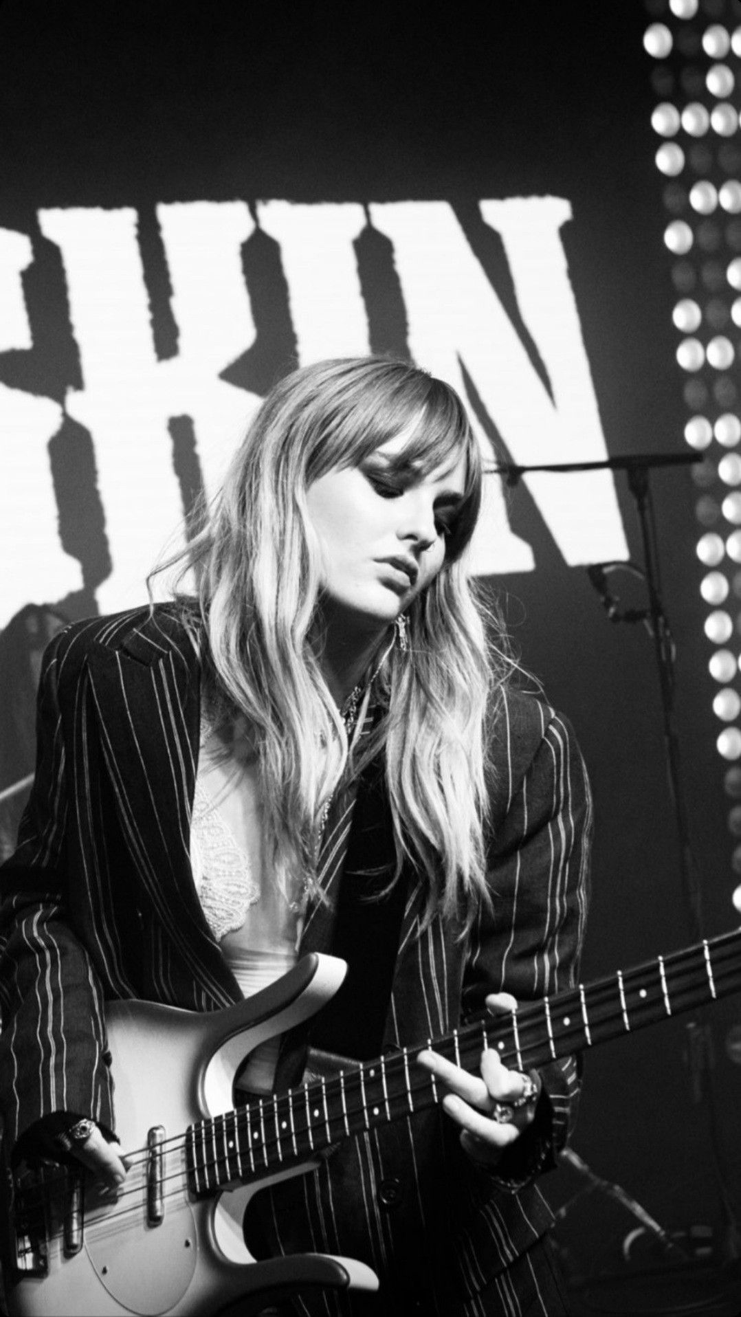 Victoria De Angelis Wallpapers - Top Free Victoria De Angelis ...