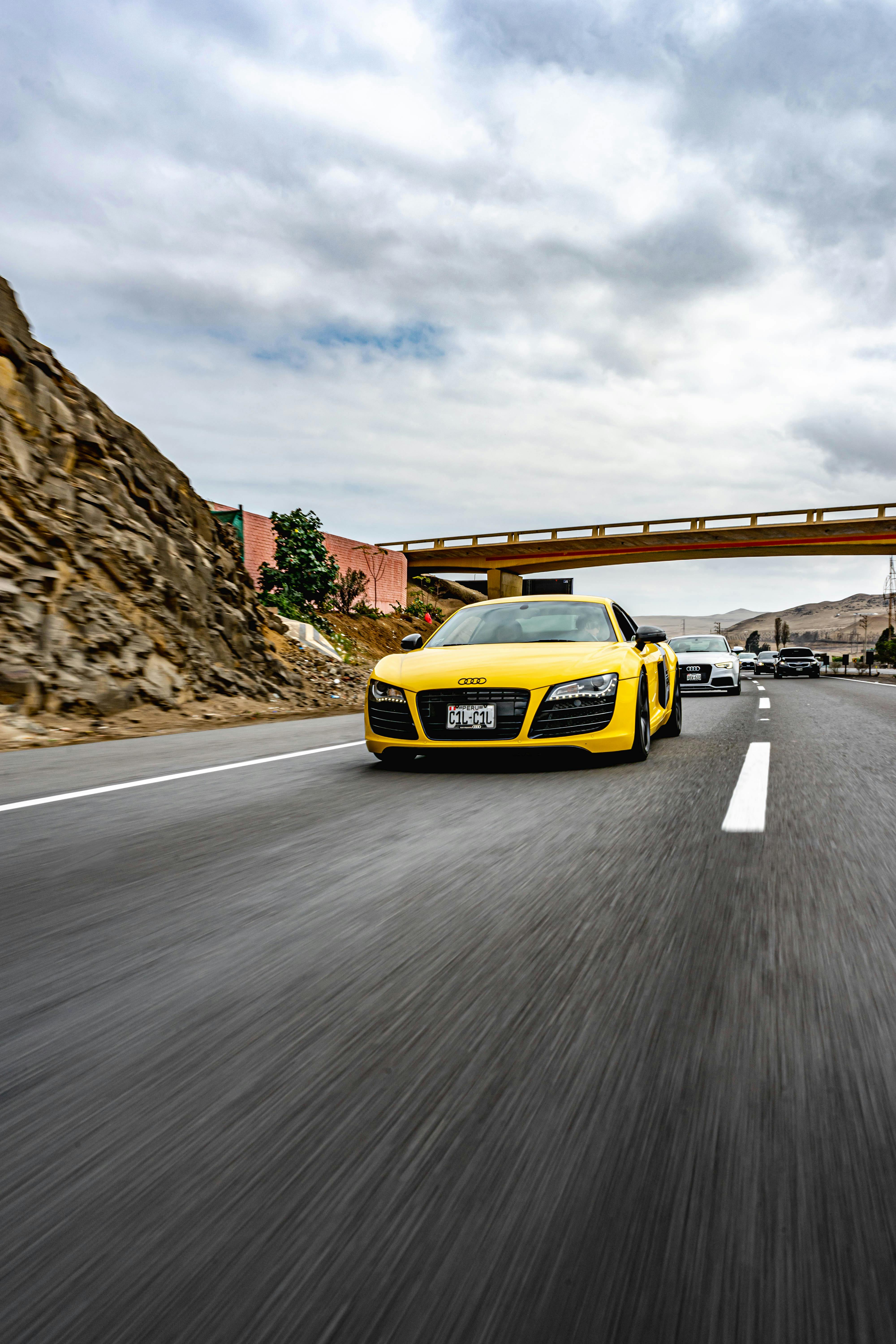 Audi R8 Yellow Wallpapers - Top Free Audi R8 Yellow Backgrounds ...