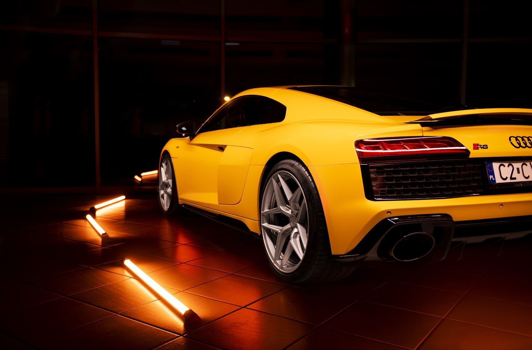 Audi R8 Yellow Wallpapers - Top Free Audi R8 Yellow Backgrounds - WallpaperAccess
