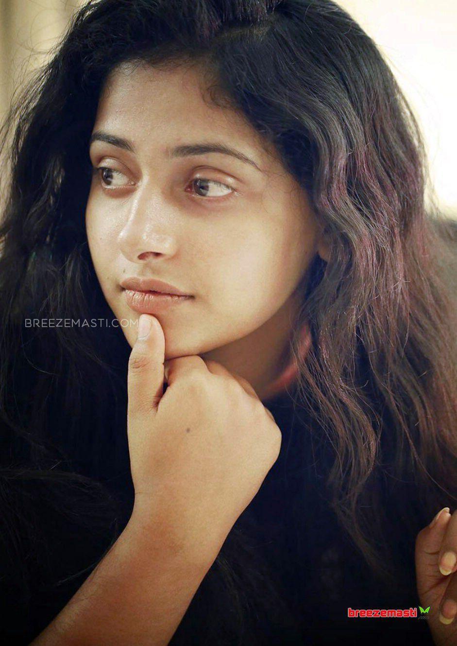 Anu Sithara Wallpapers - Top Free Anu Sithara Backgrounds - WallpaperAccess