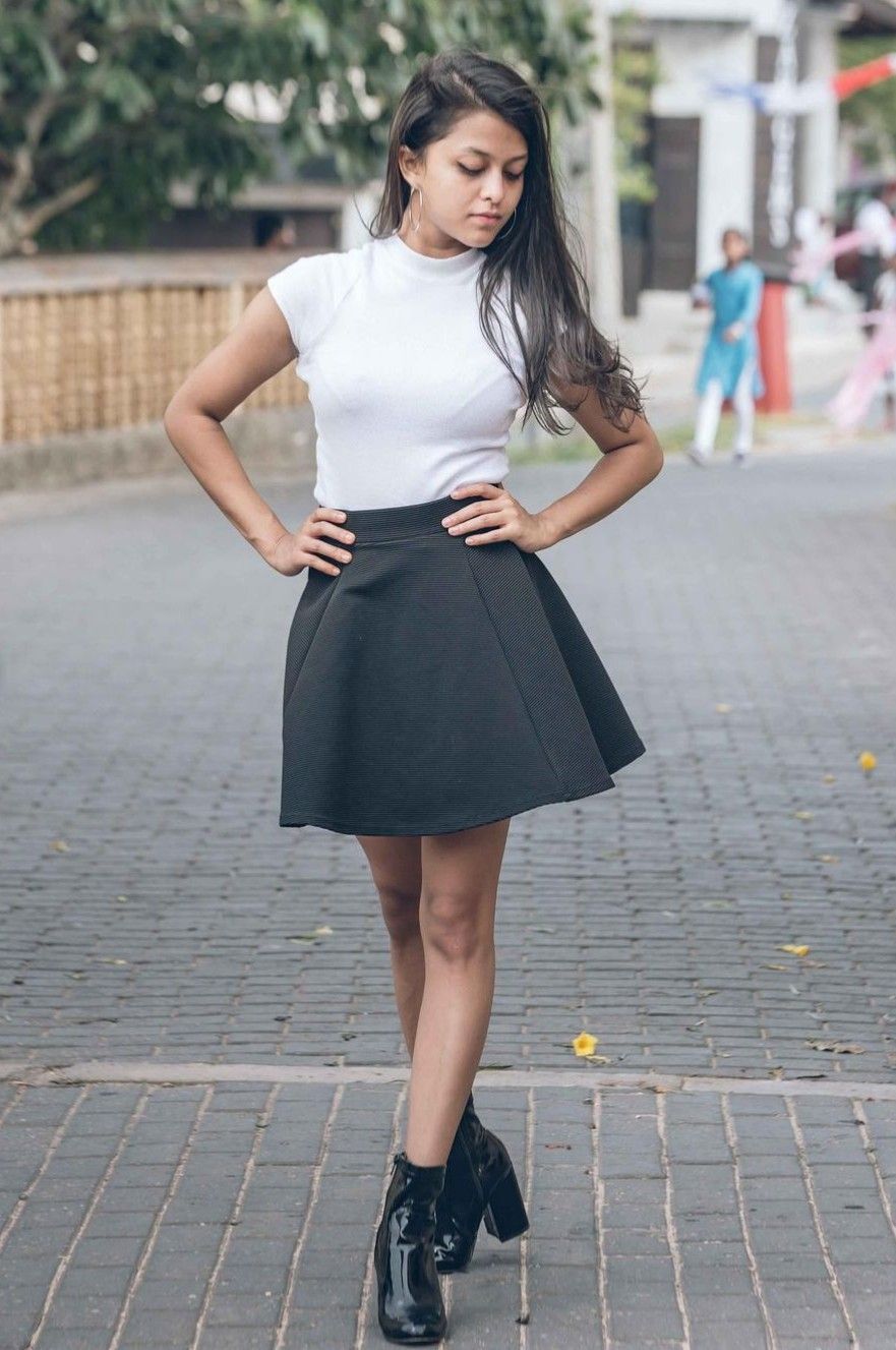 Yohani Wallpapers - Top Free Yohani Backgrounds - WallpaperAccess