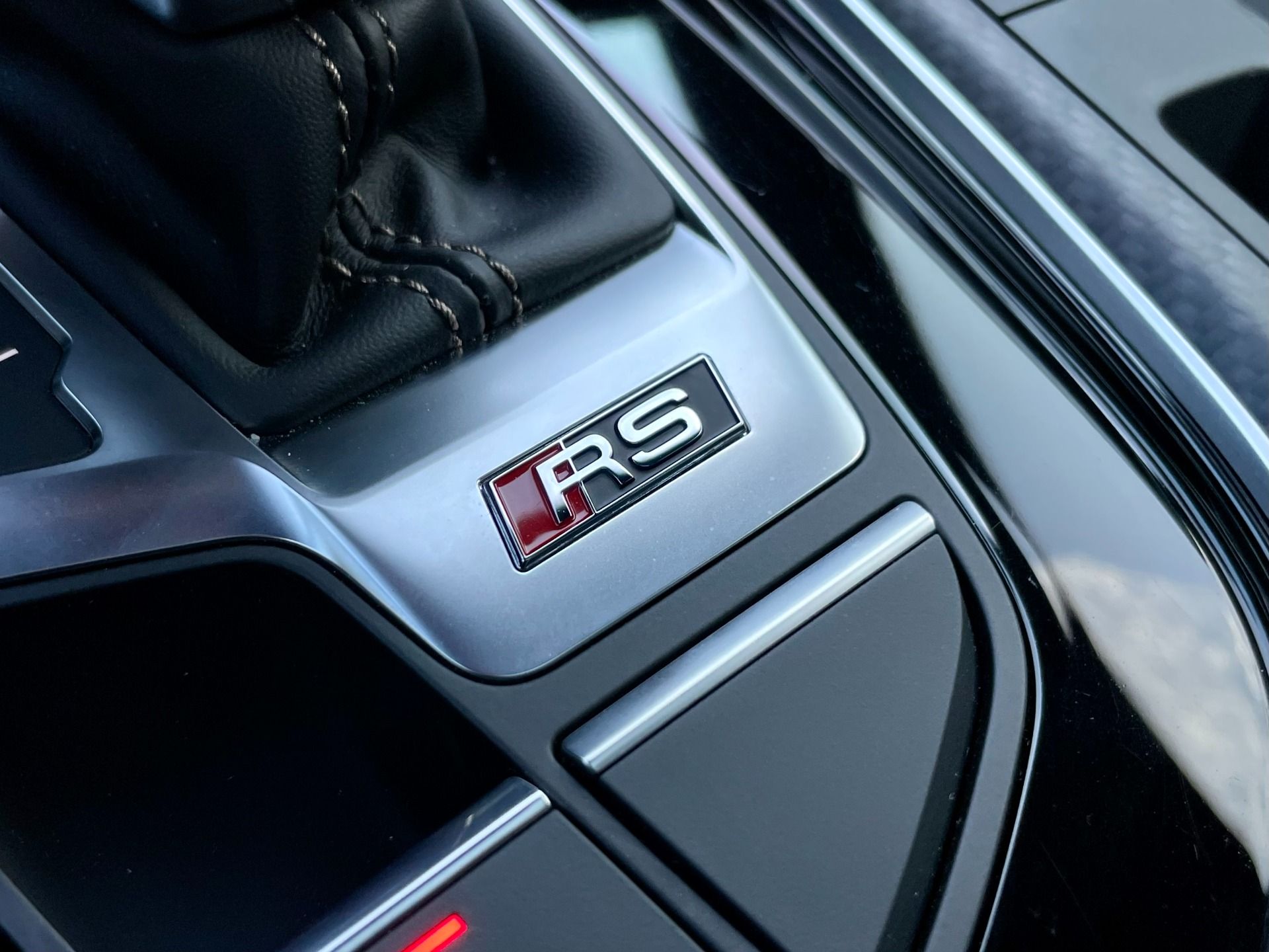 Audi RS Logo Wallpapers - Top Free Audi RS Logo Backgrounds - WallpaperAccess