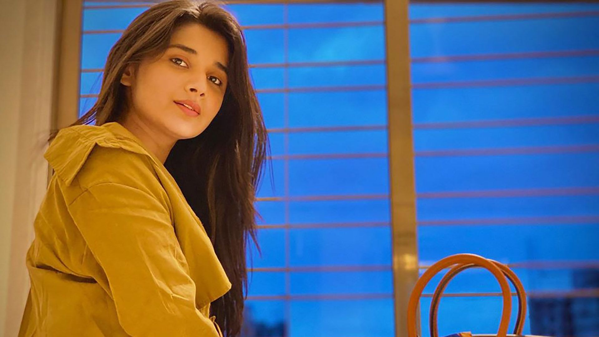 Kanika Mann Wallpapers - Top Free Kanika Mann Backgrounds - WallpaperAccess