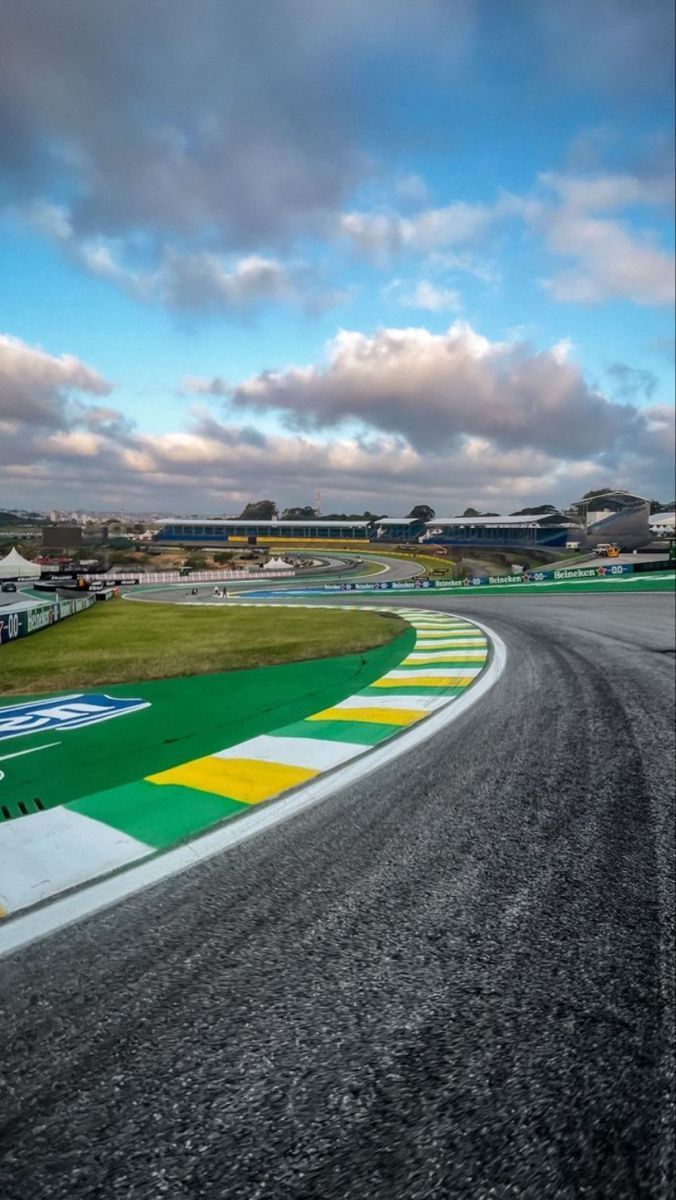 Interlagos Wallpapers - Top Free Interlagos Backgrounds - WallpaperAccess