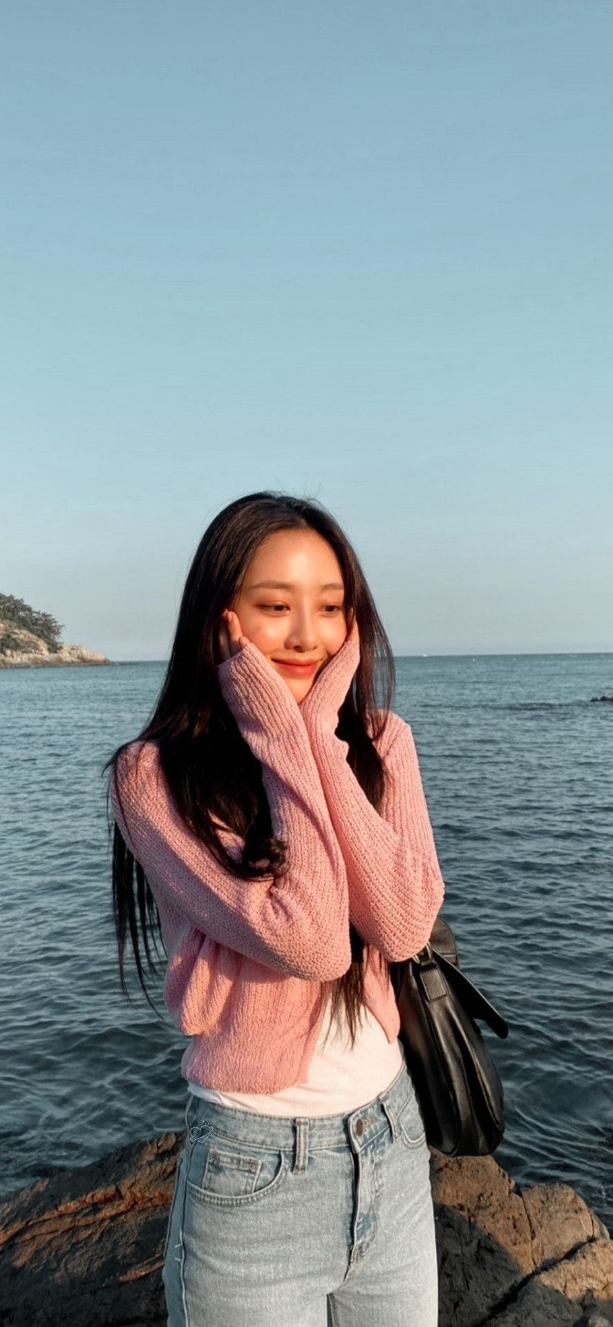 Yves Loona Wallpapers - Top Free Yves Loona Backgrounds - WallpaperAccess