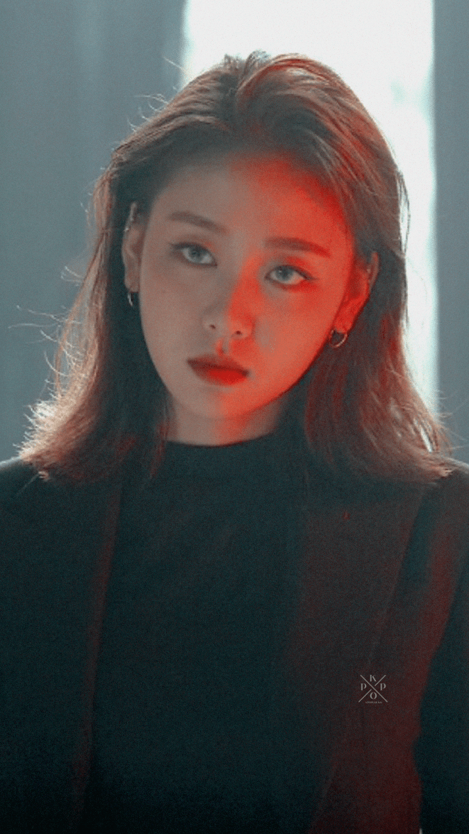 Yves Loona Wallpapers - Top Free Yves Loona Backgrounds - WallpaperAccess