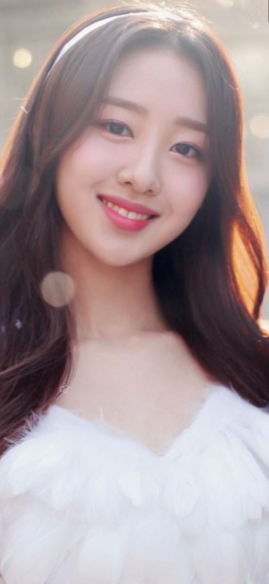 Yves Loona Wallpapers - Top Free Yves Loona Backgrounds - WallpaperAccess