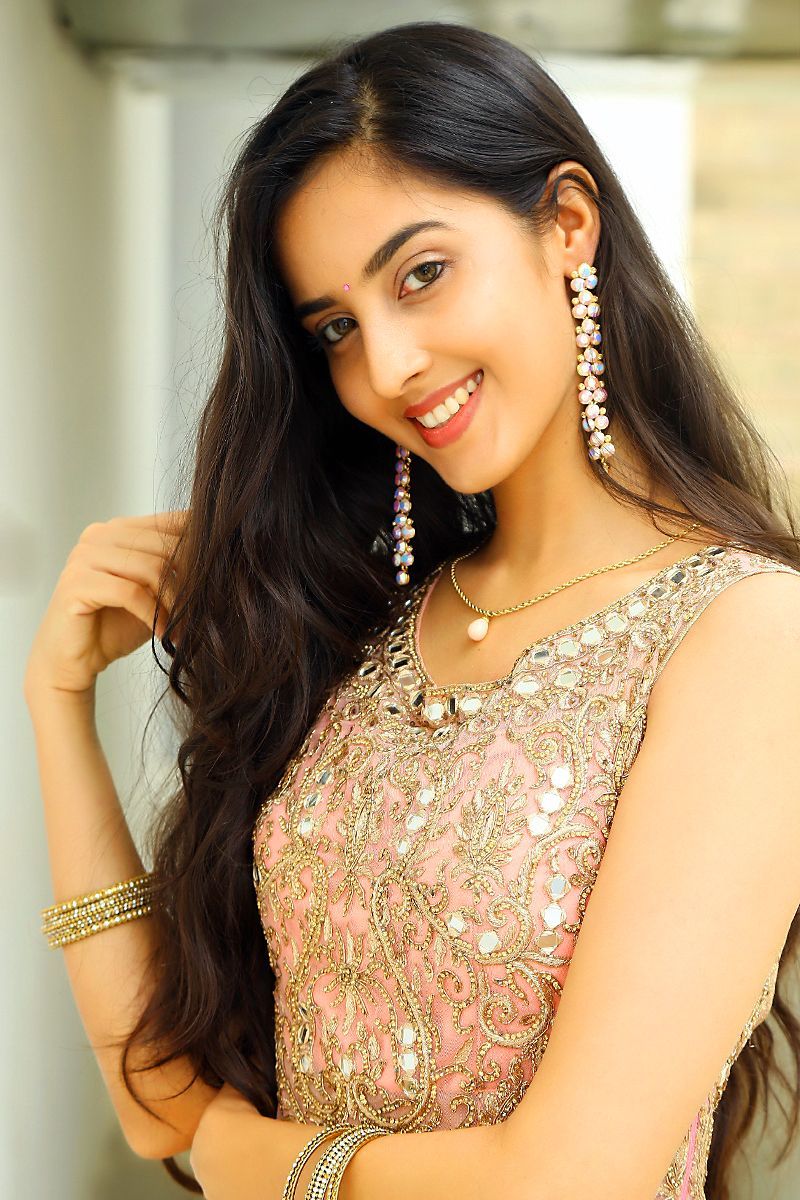 Simrat Kaur Wallpapers - Top Free Simrat Kaur Backgrounds - WallpaperAccess