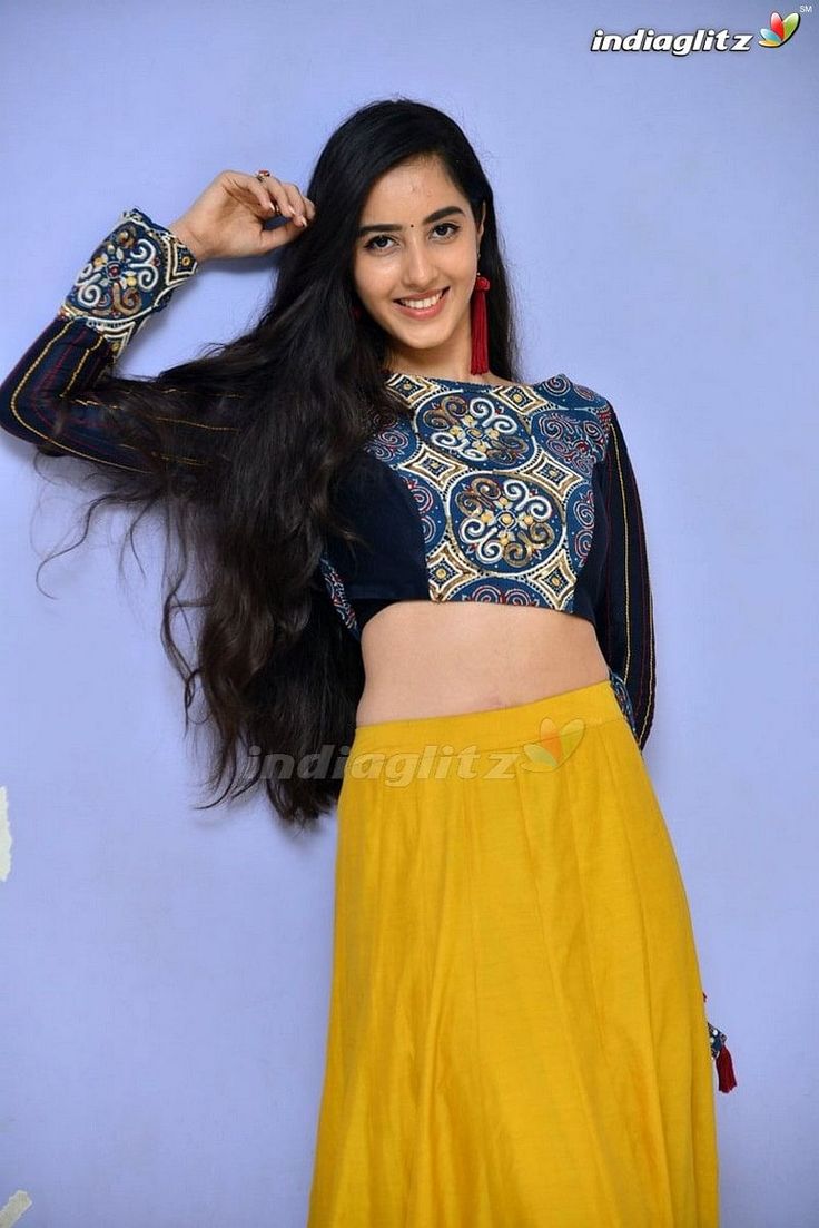 Simrat Kaur Wallpapers - Top Free Simrat Kaur Backgrounds - WallpaperAccess