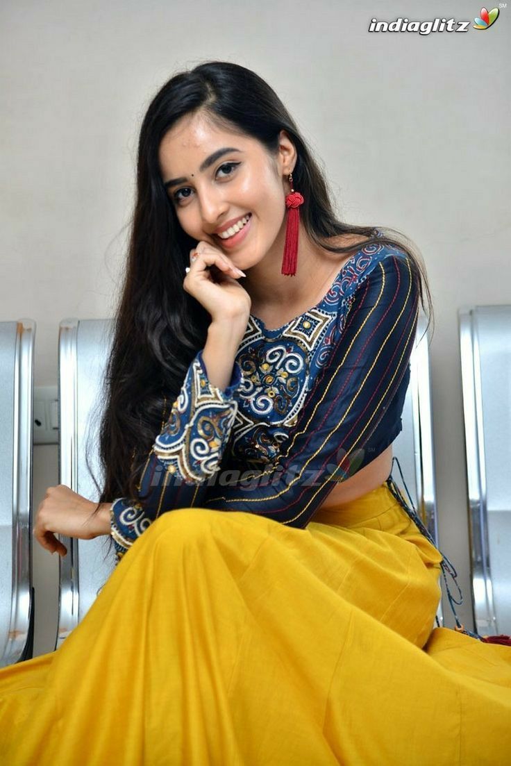 Simrat Kaur Wallpapers - Top Free Simrat Kaur Backgrounds - WallpaperAccess