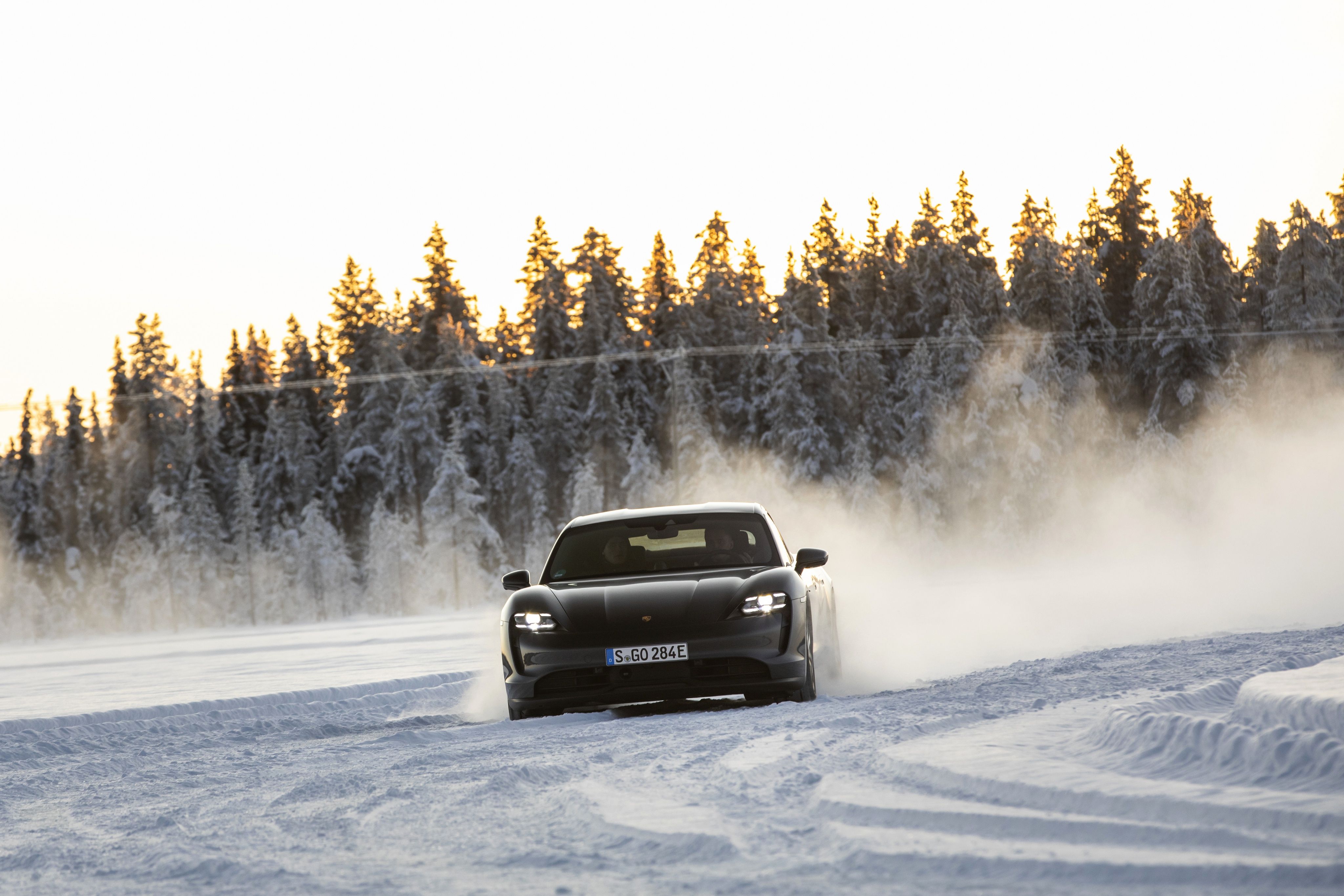 Porsche Snow Wallpapers - Top Free Porsche Snow Backgrounds ...