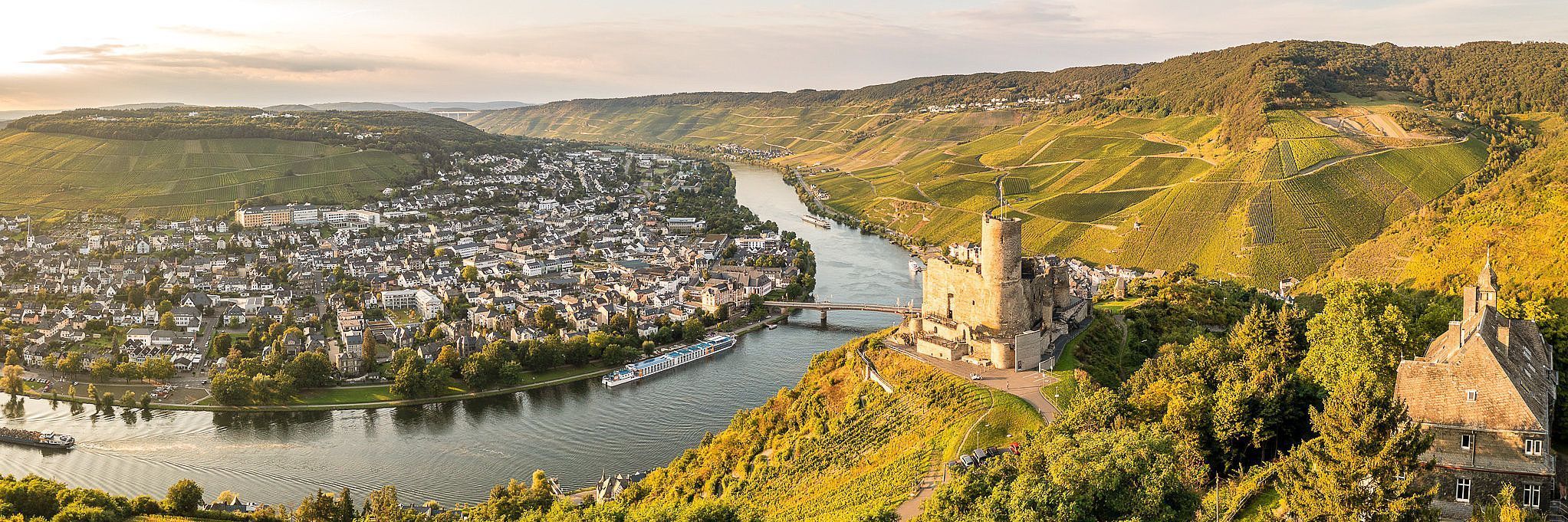 Mosel Wallpapers - Top Free Mosel Backgrounds - WallpaperAccess