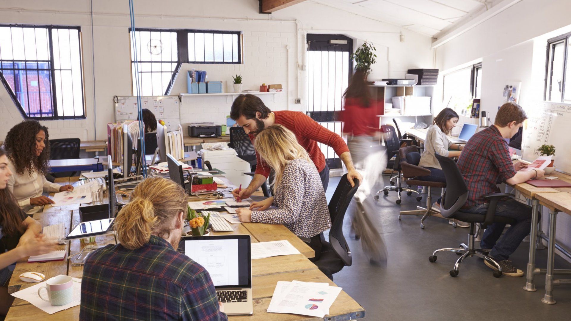 People In office Wallpapers - Top Free People In office Backgrounds ...