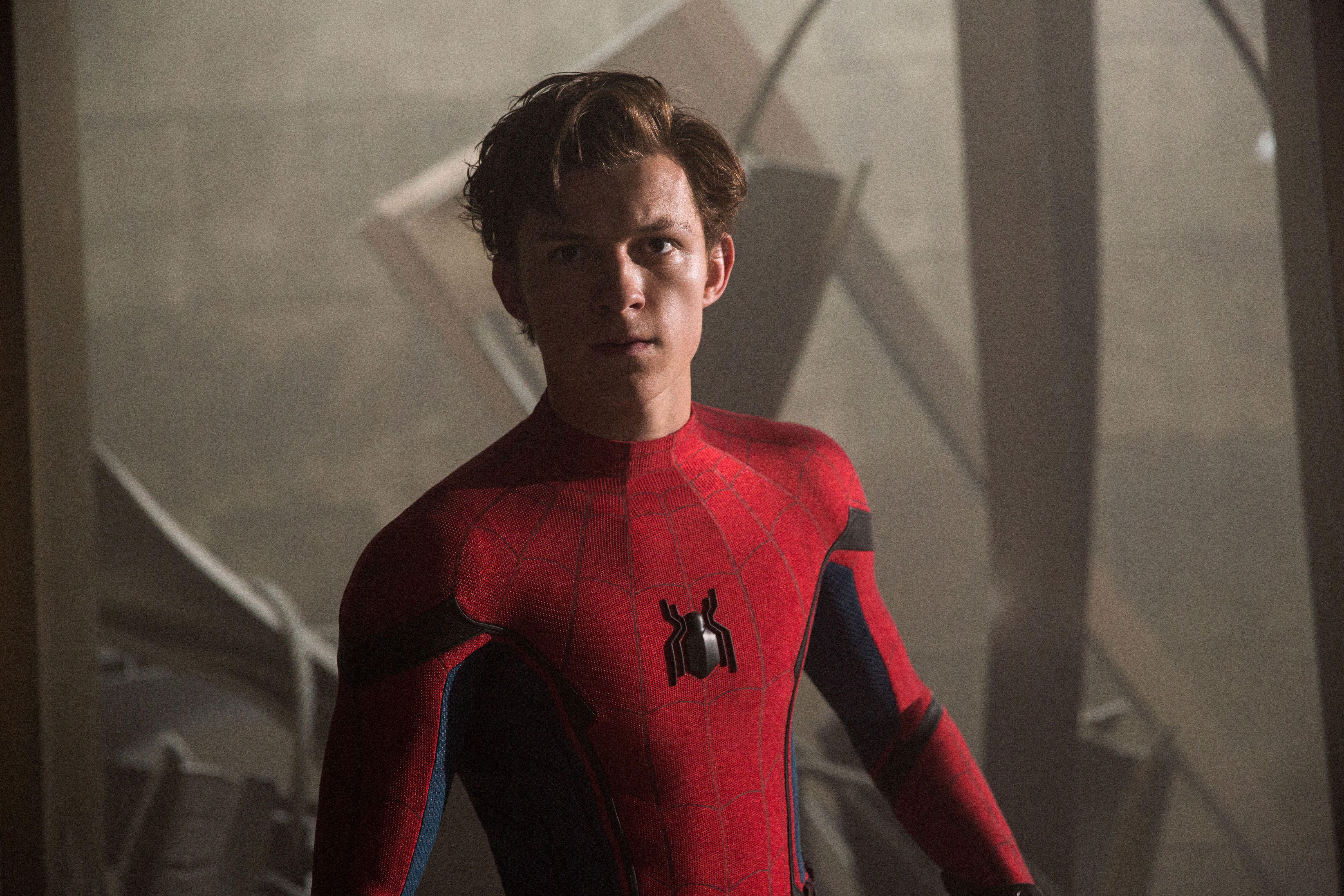 Peter Parker Wallpapers - Top Free Peter Parker Backgrounds 