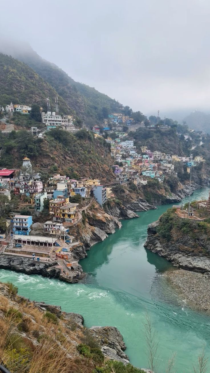 Devprayag Wallpapers - Top Free Devprayag Backgrounds - WallpaperAccess