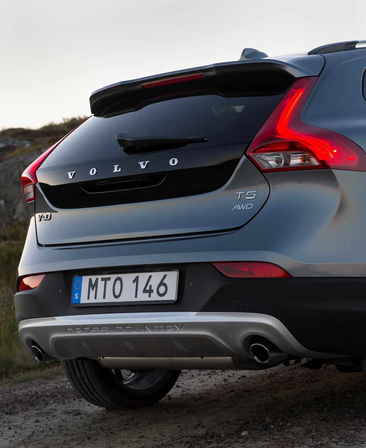 Volvo Phone Wallpapers - Top Free Volvo Phone Backgrounds - WallpaperAccess