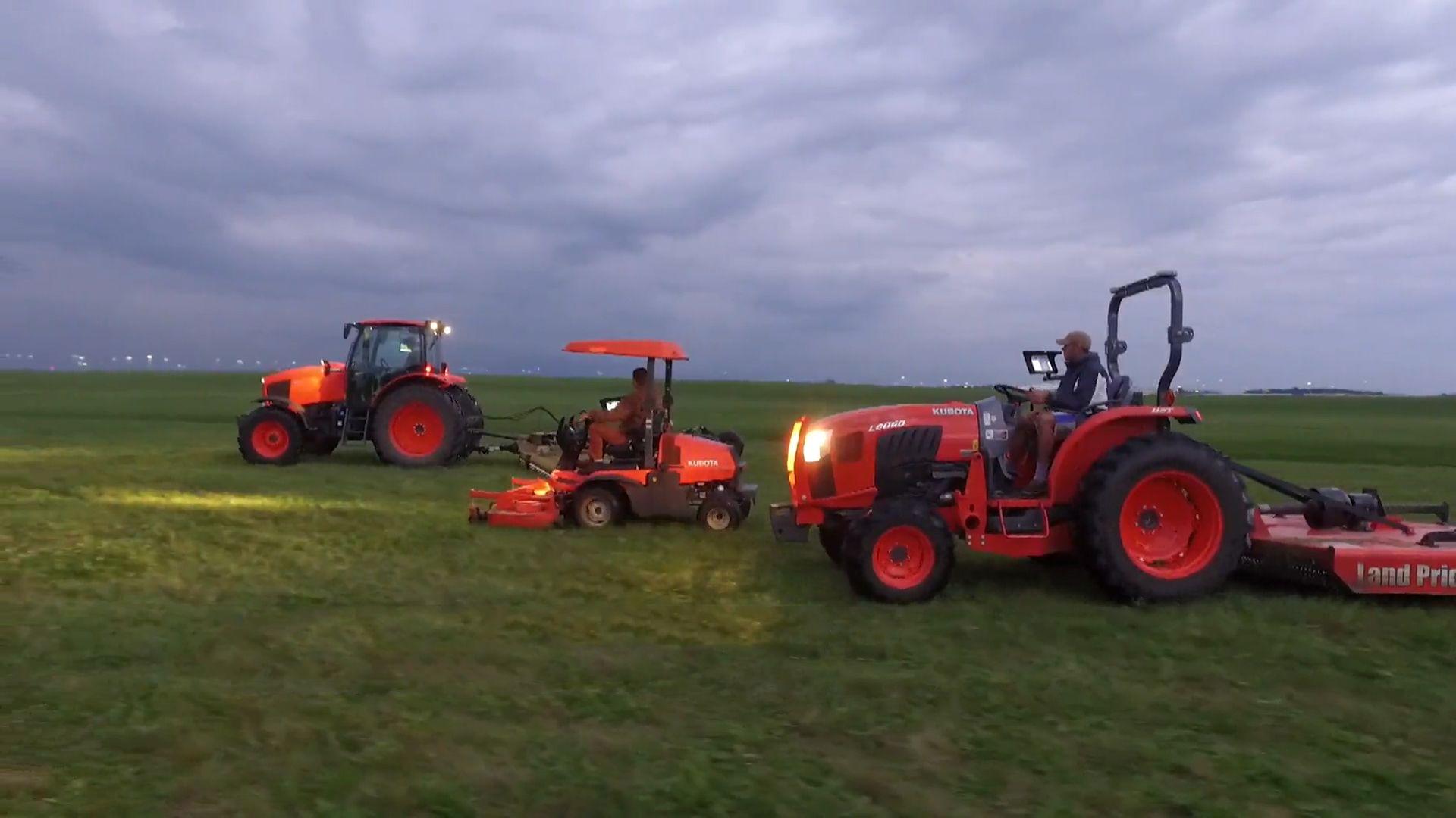 Kubota Wallpapers - Top Free Kubota Backgrounds - WallpaperAccess