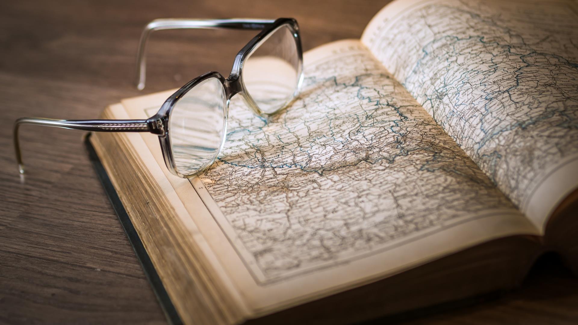 Open Book Wallpapers - Top Free Open Book Backgrounds - WallpaperAccess