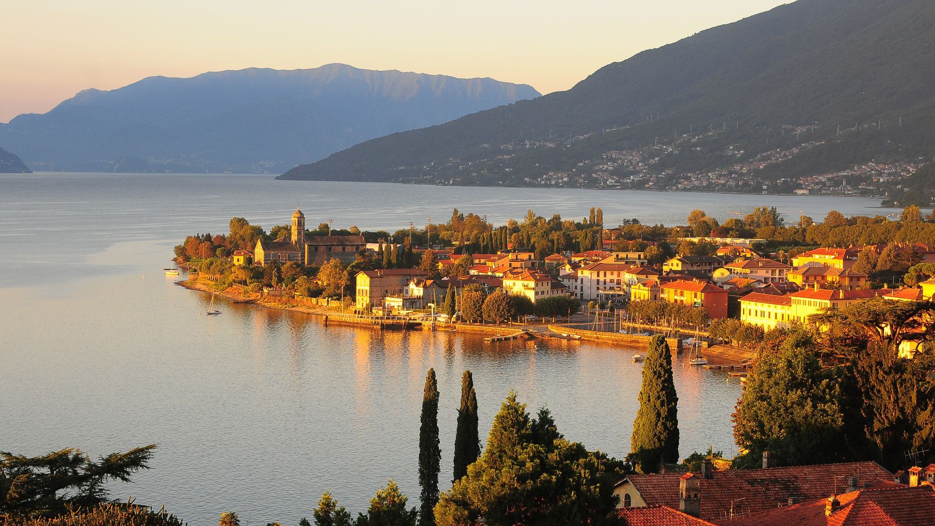 Lake Como Wallpapers - Top Free Lake Como Backgrounds - WallpaperAccess