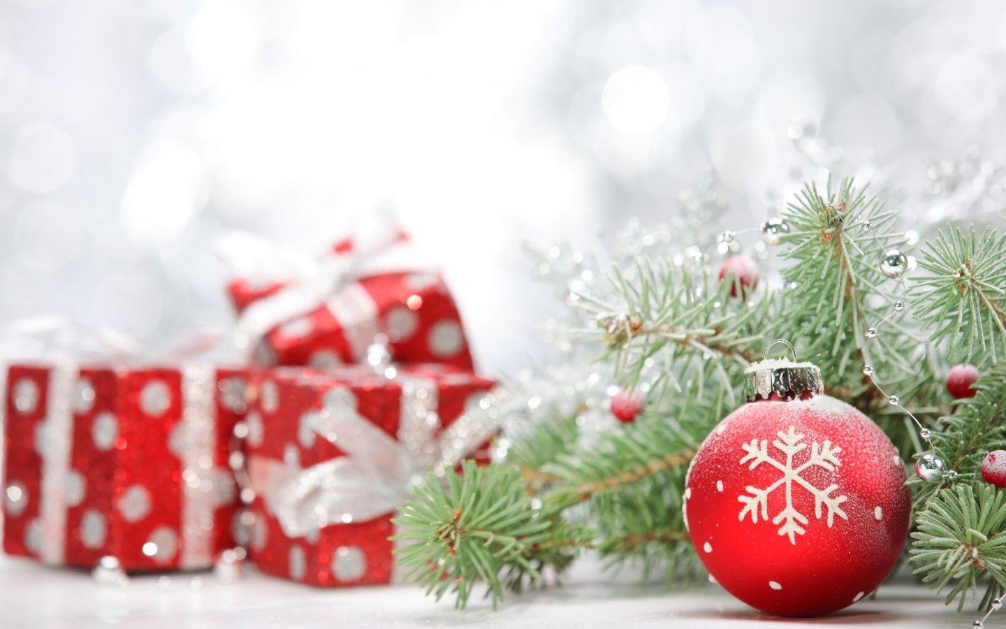 Christmas Presents Wallpapers - Top Free Christmas Presents Backgrounds ...