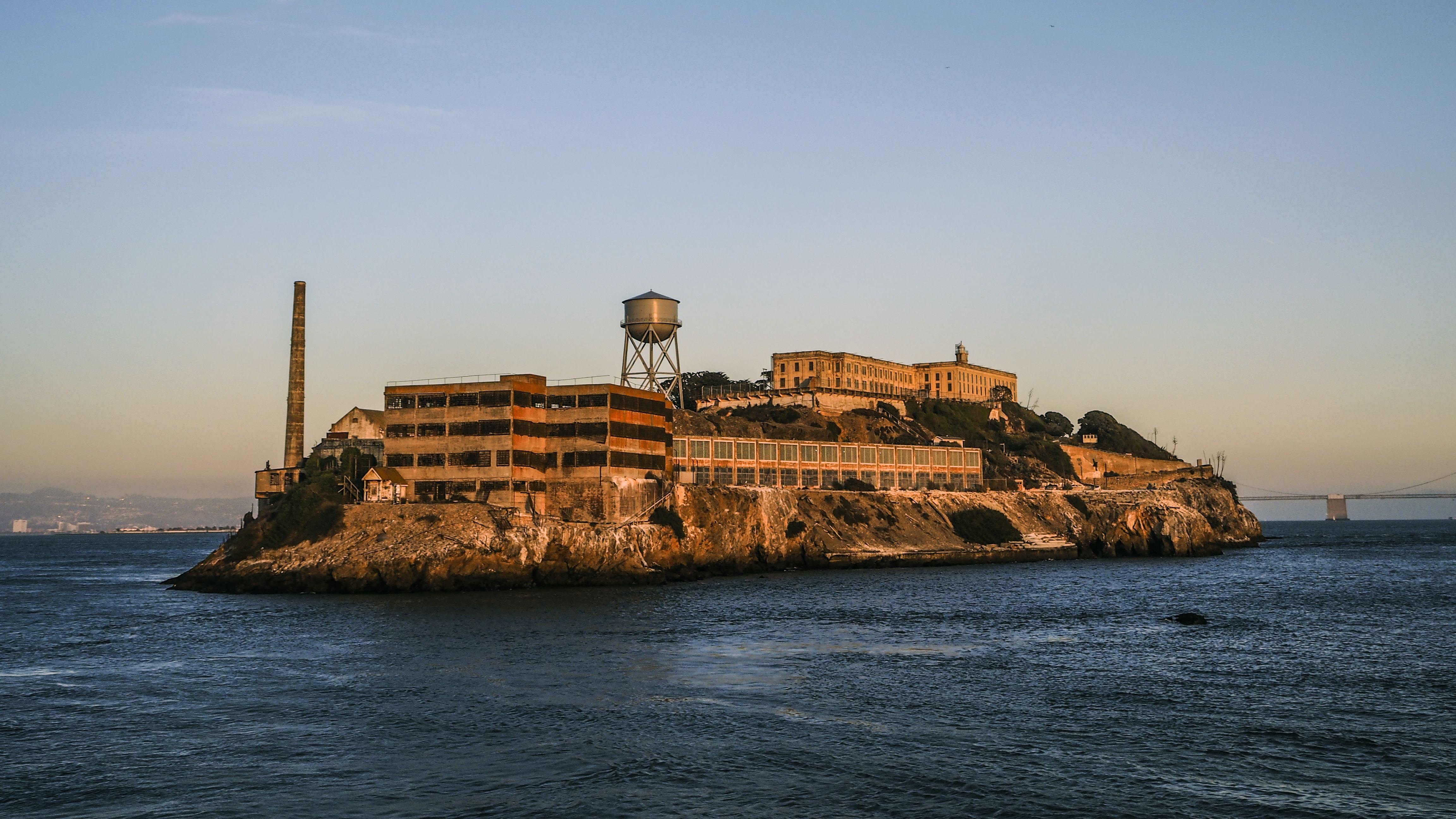 Alcatraz Wallpapers - Top Free Alcatraz Backgrounds - WallpaperAccess