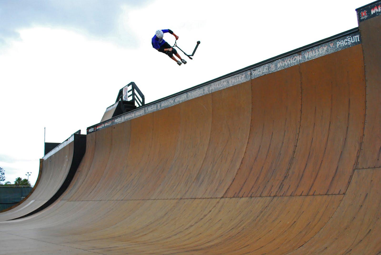 Scooter Wallpapers - Top Free Scooter Backgrounds - WallpaperAccess