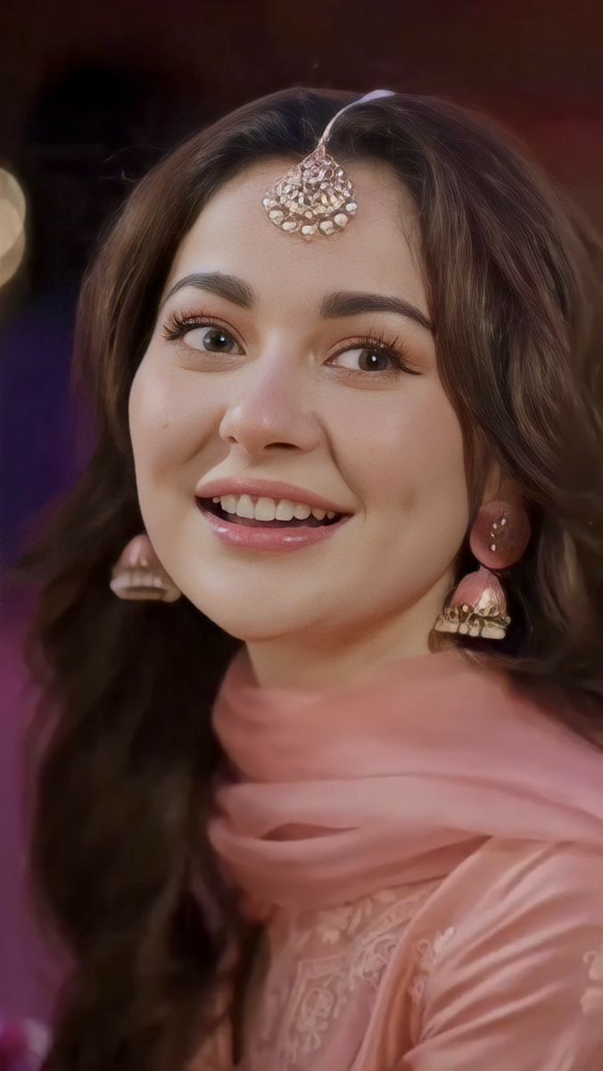 Hania Aamir Wallpapers - Top Free Hania Aamir Backgrounds - WallpaperAccess
