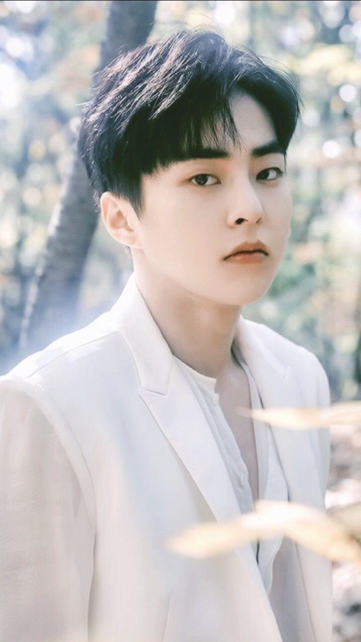 EXO Xiumin Wallpapers - Top Free EXO Xiumin Backgrounds - WallpaperAccess