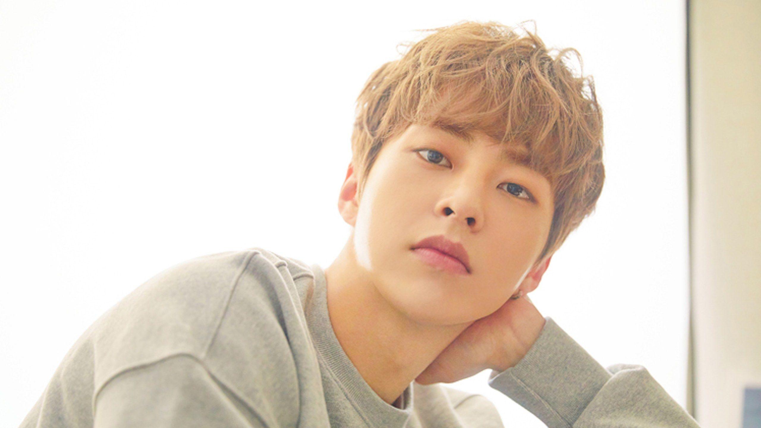 EXO Xiumin Wallpapers - Top Free EXO Xiumin Backgrounds - WallpaperAccess