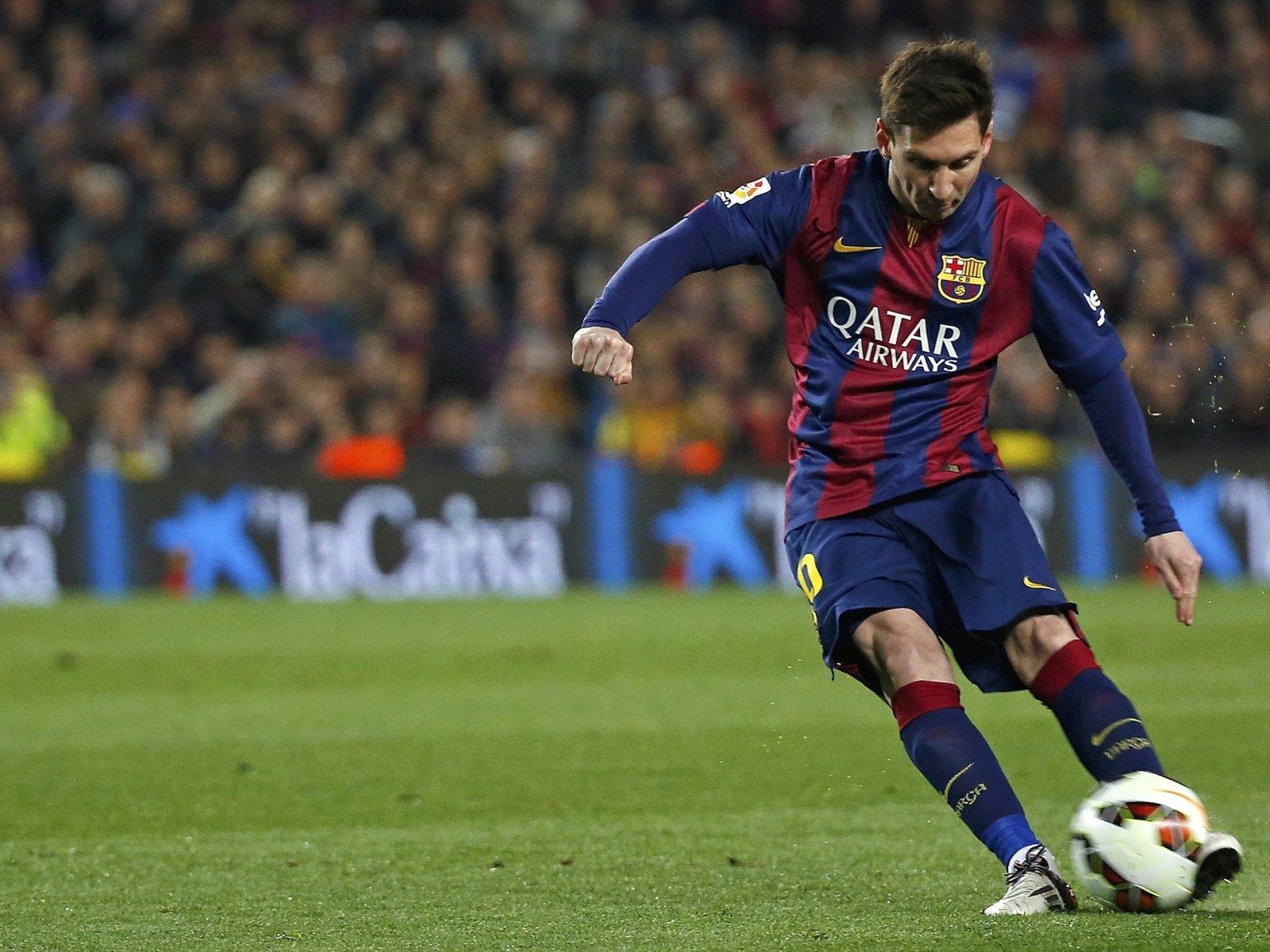 Messi Dribbling Wallpapers - Top Free Messi Dribbling Backgrounds ...