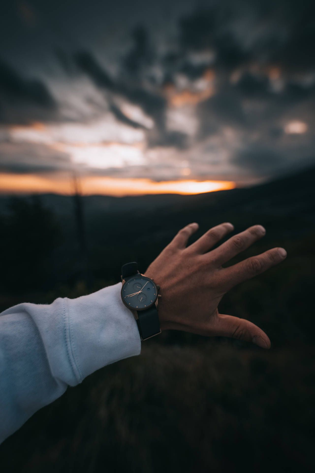 Hand Watch Wallpapers - Top Free Hand Watch Backgrounds - WallpaperAccess