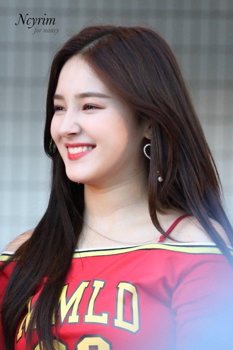 Nancy Momoland Wallpapers - Top Free Nancy Momoland Backgrounds ...