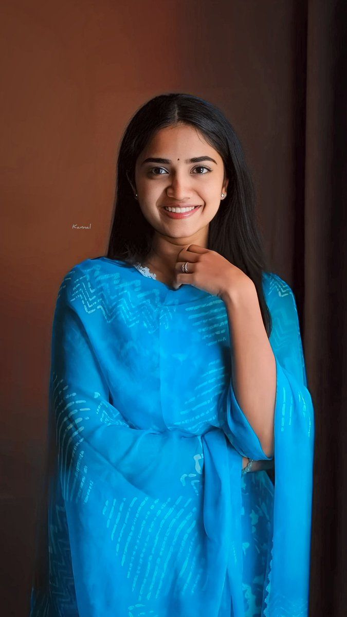 Malavika Manoj Wallpapers - Top Free Malavika Manoj Backgrounds - WallpaperAccess