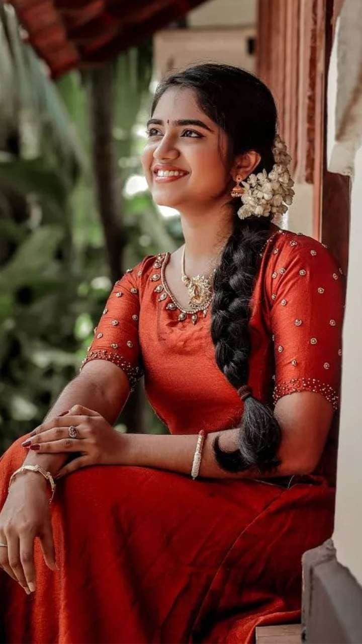 Malavika Manoj Wallpapers - Top Free Malavika Manoj Backgrounds - WallpaperAccess