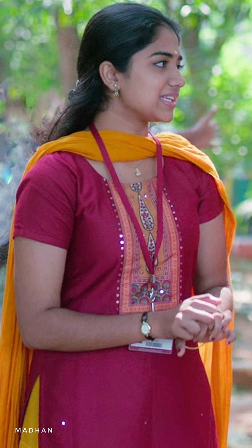 Malavika Manoj Wallpapers - Top Free Malavika Manoj Backgrounds - WallpaperAccess