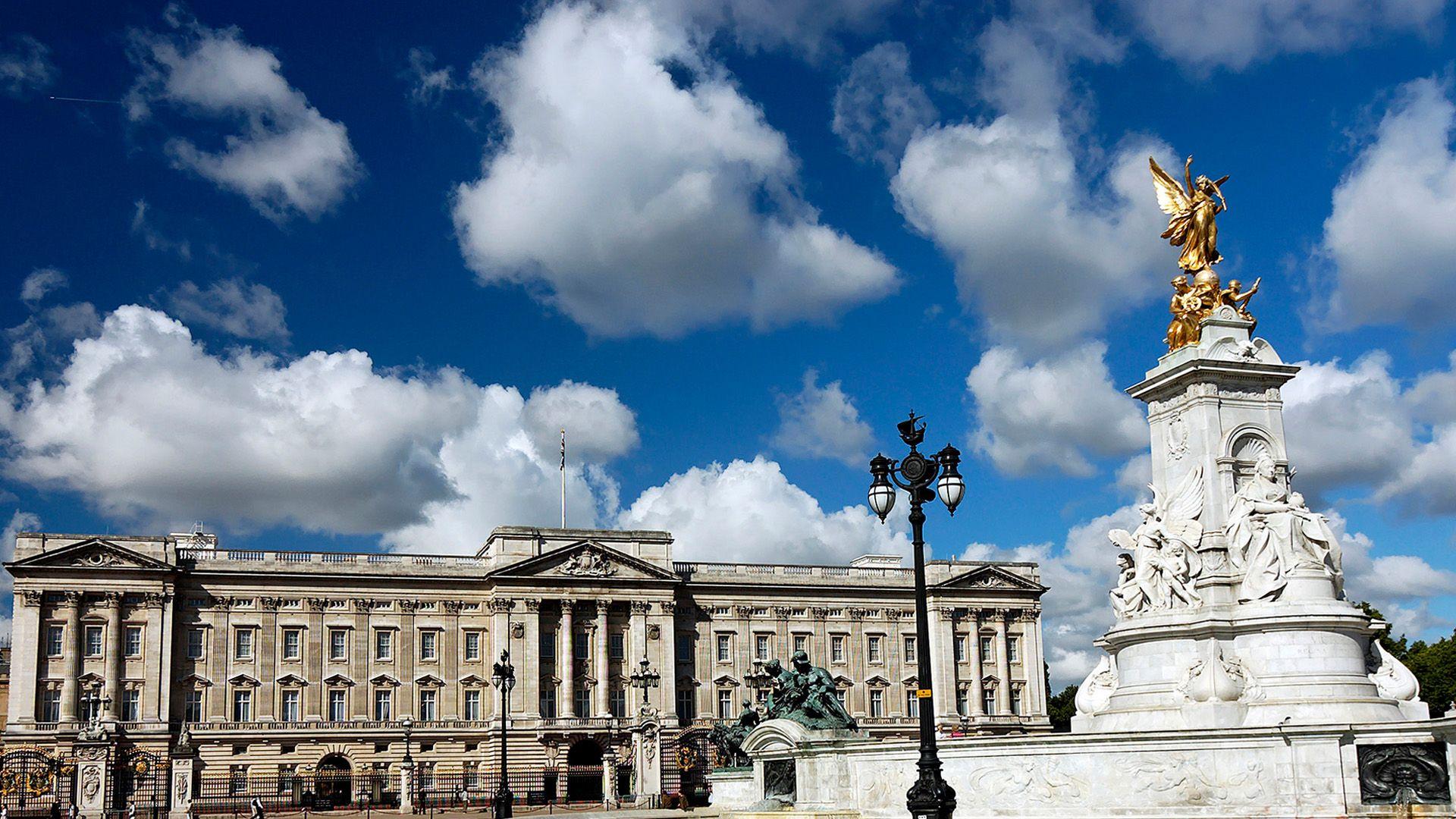 Buckingham Palace Wallpapers - Top Free Buckingham Palace Backgrounds ...