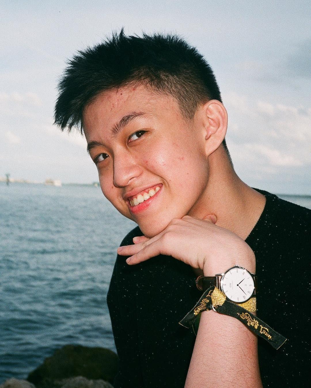 Rich Brian Wallpapers - Top Free Rich Brian Backgrounds - WallpaperAccess