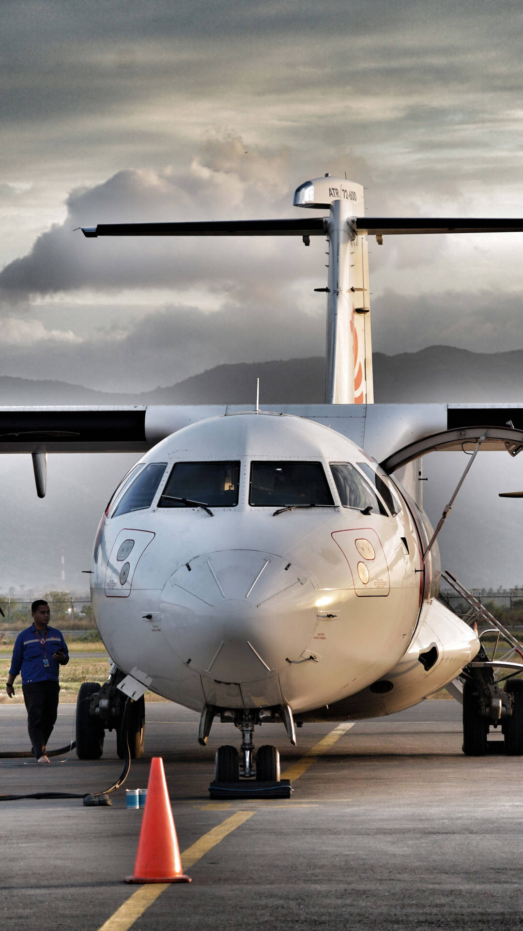 Turboprop Wallpapers - Top Free Turboprop Backgrounds - WallpaperAccess