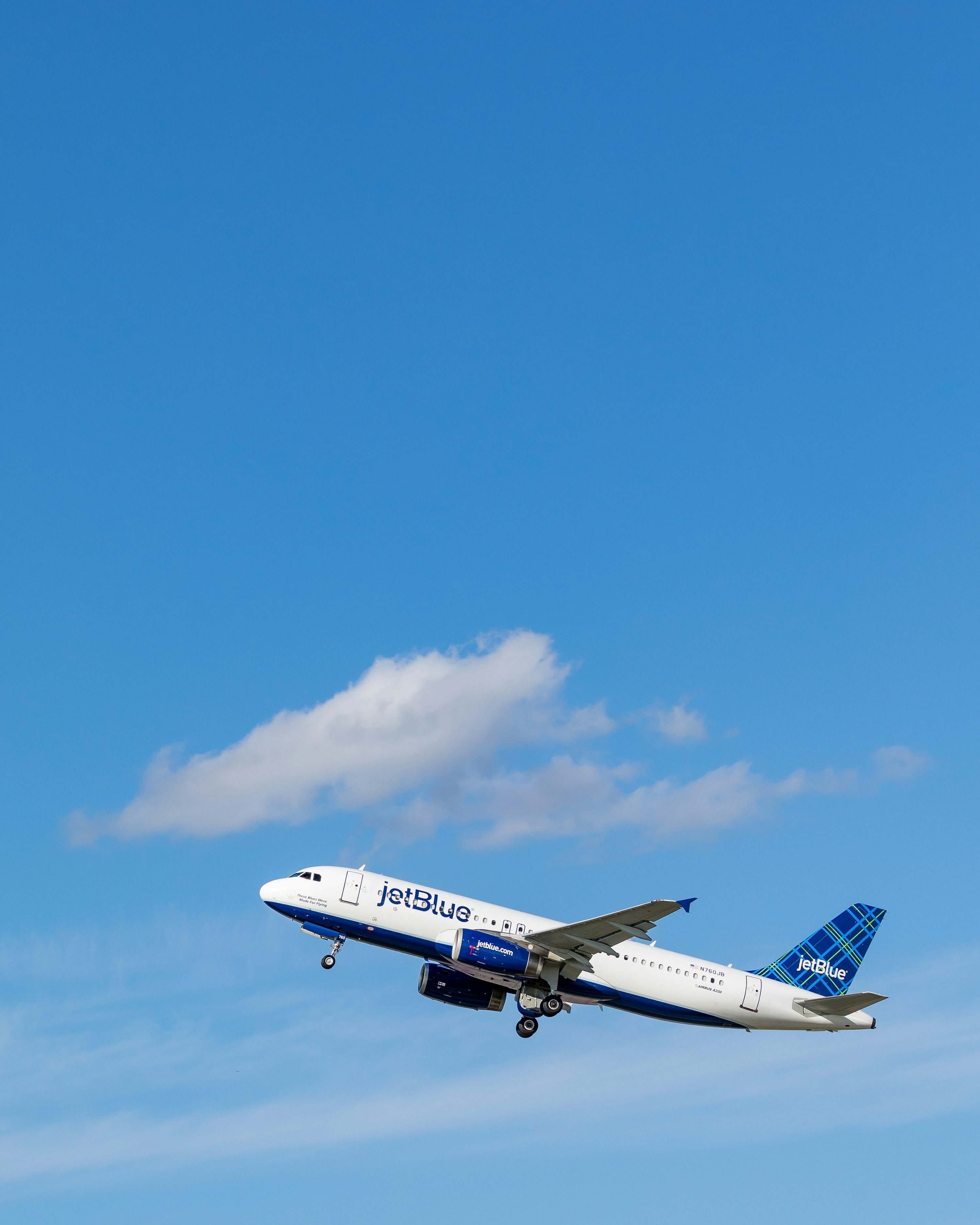 JetBlue Wallpapers - Top Free JetBlue Backgrounds - WallpaperAccess