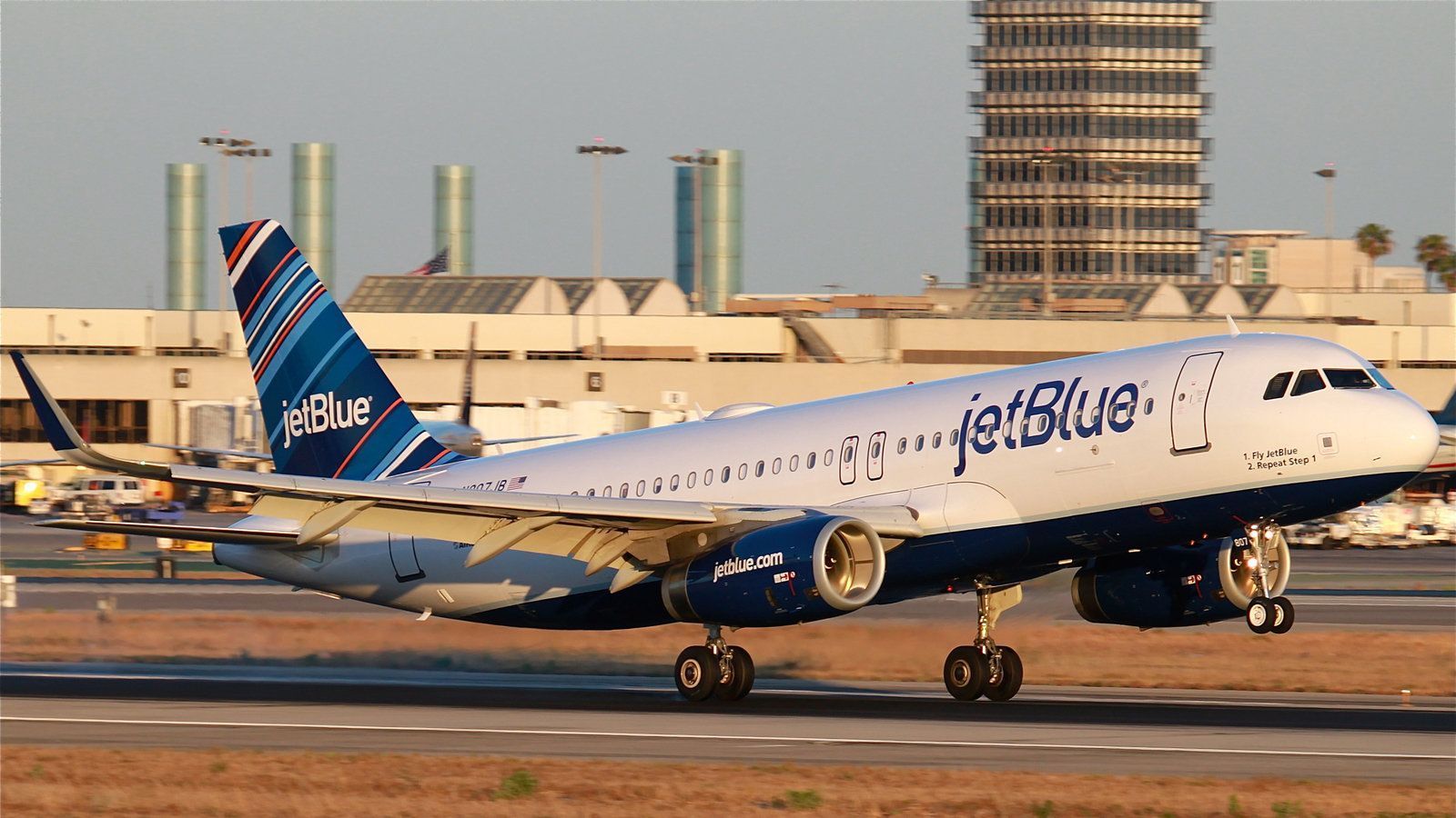 JetBlue Wallpapers - Top Free JetBlue Backgrounds - WallpaperAccess