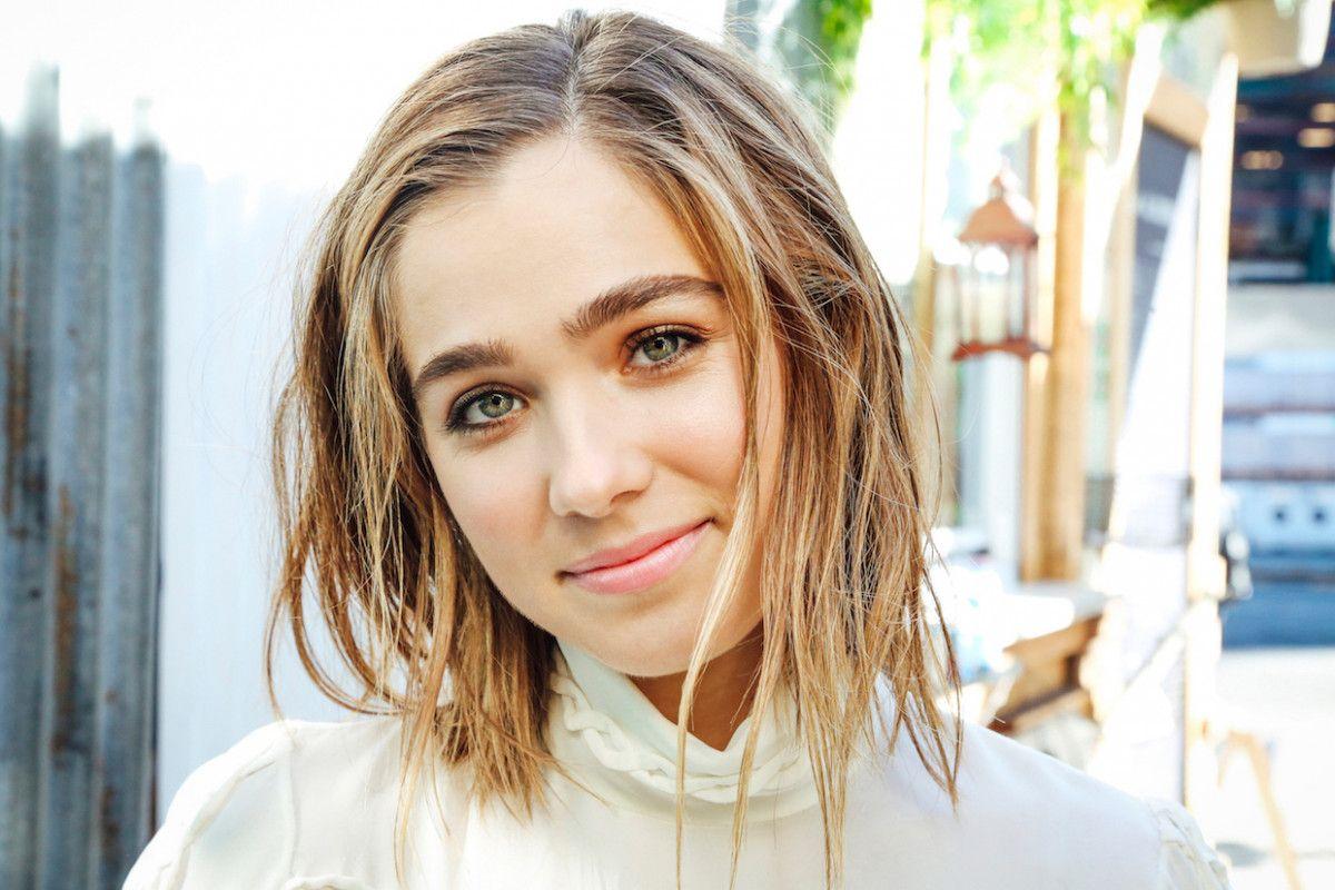 Wallpaper Haley Lu Richardson