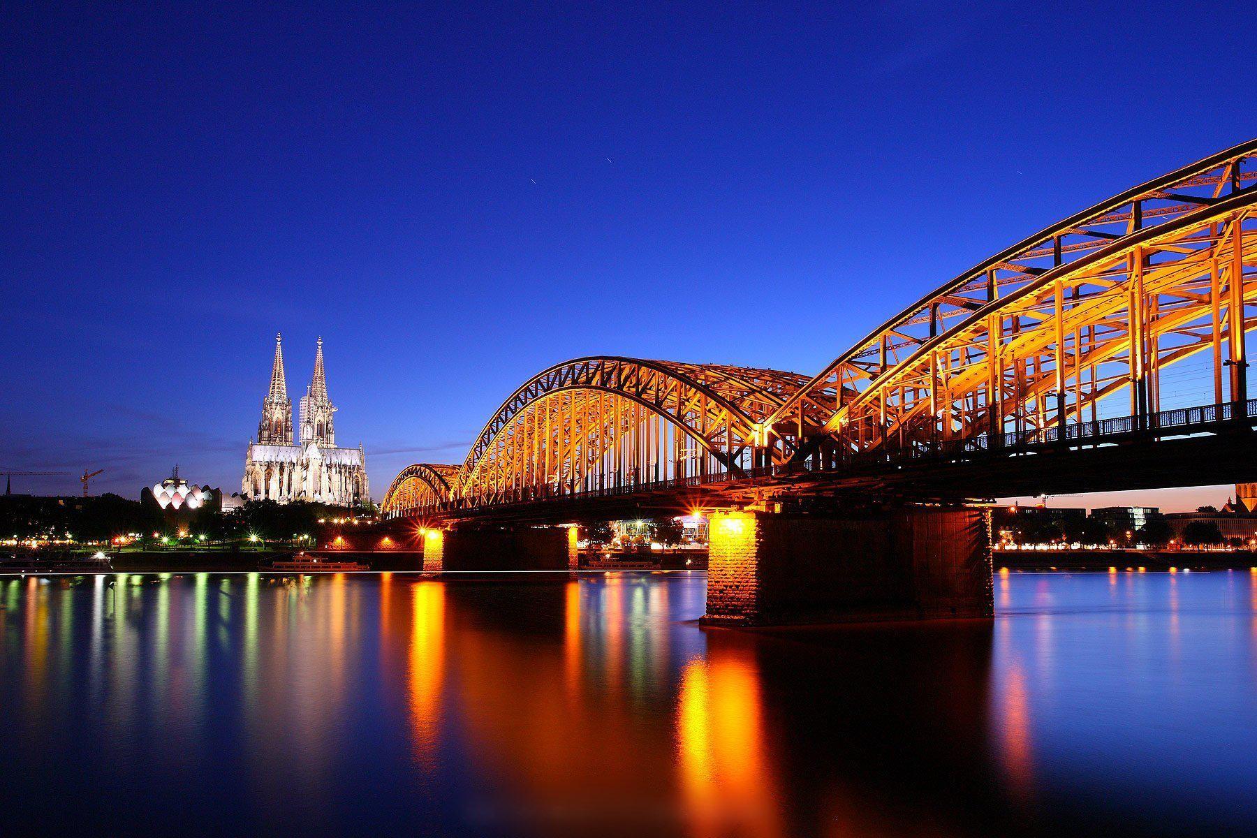 Cologne Wallpapers - Top Free Cologne Backgrounds - WallpaperAccess