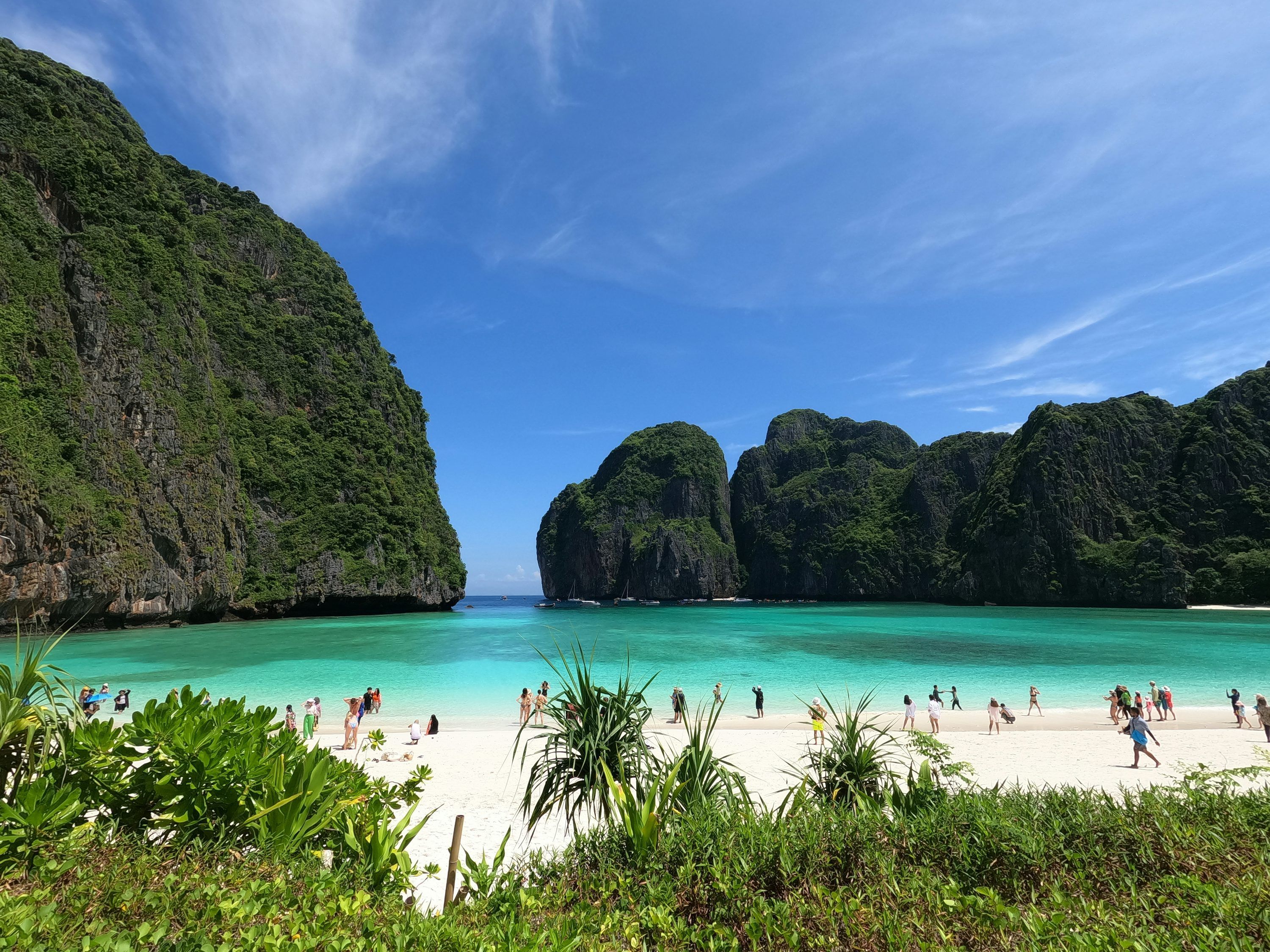 Maya Bay Wallpapers - Top Free Maya Bay Backgrounds - WallpaperAccess