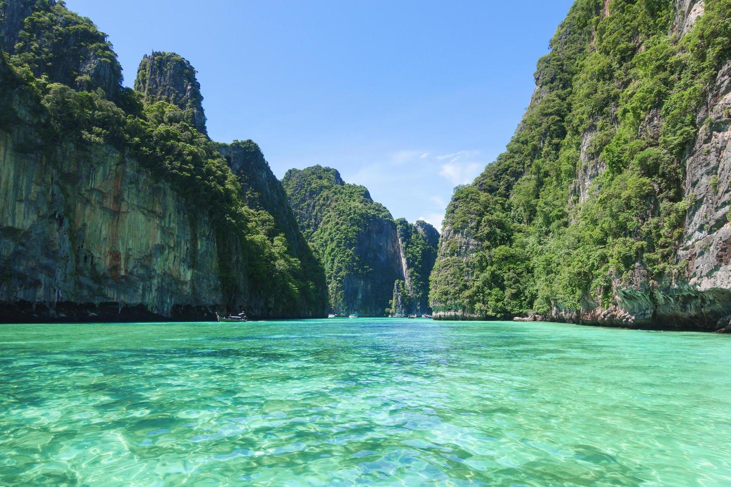 Maya Bay Wallpapers - Top Free Maya Bay Backgrounds - WallpaperAccess