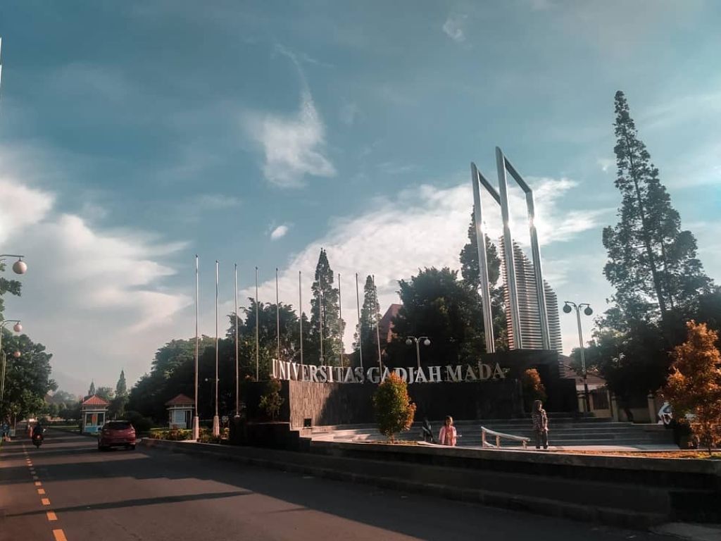 UGM Wallpapers - Top Free UGM Backgrounds - WallpaperAccess