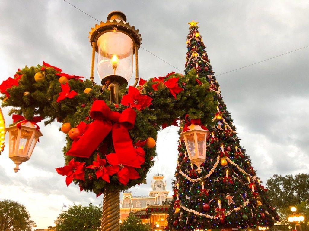 Disney World Christmas Wallpapers - Top Free Disney World Christmas ...