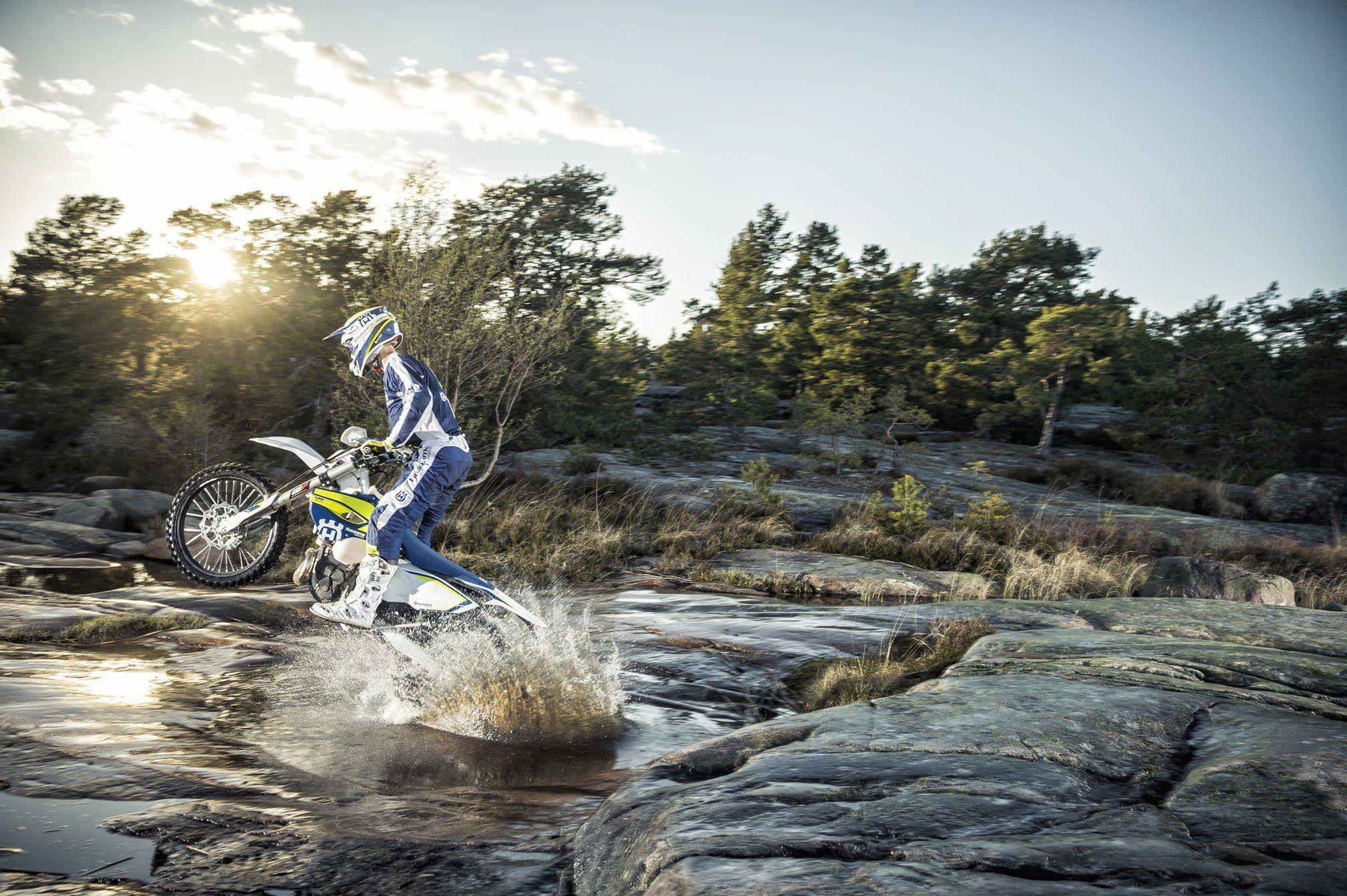 Enduro Wallpapers - Top Free Enduro Backgrounds - WallpaperAccess