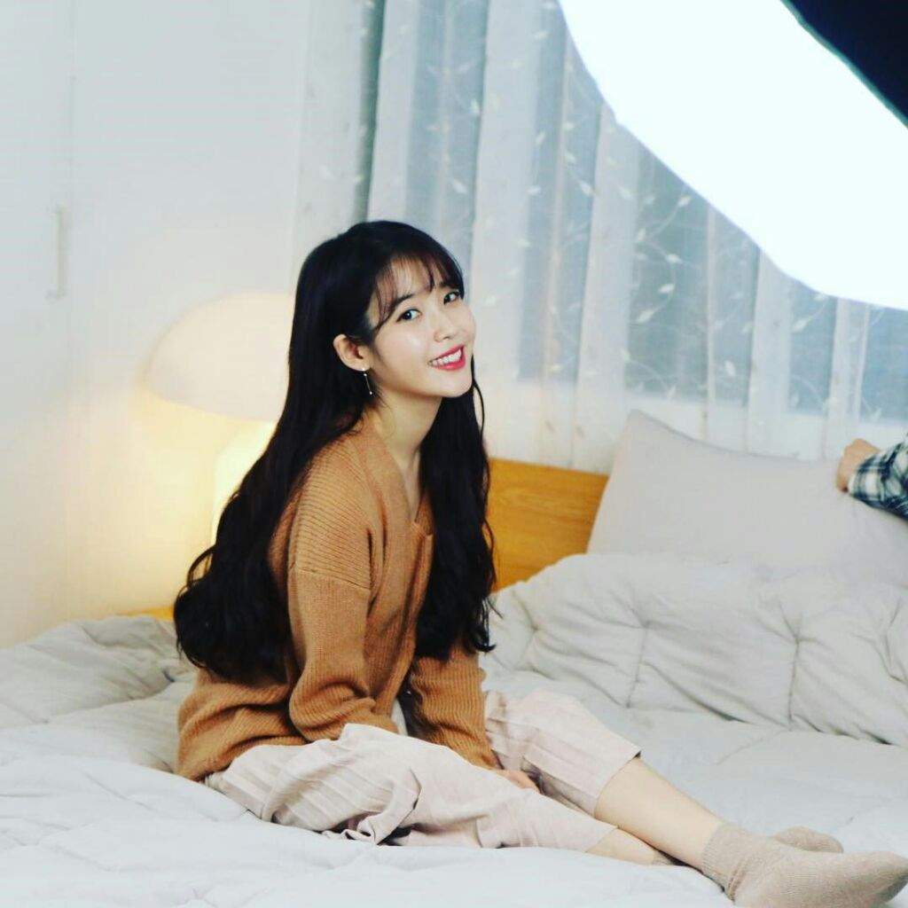 Lee Ji Eun Wallpapers - Top Free Lee Ji Eun Backgrounds - WallpaperAccess