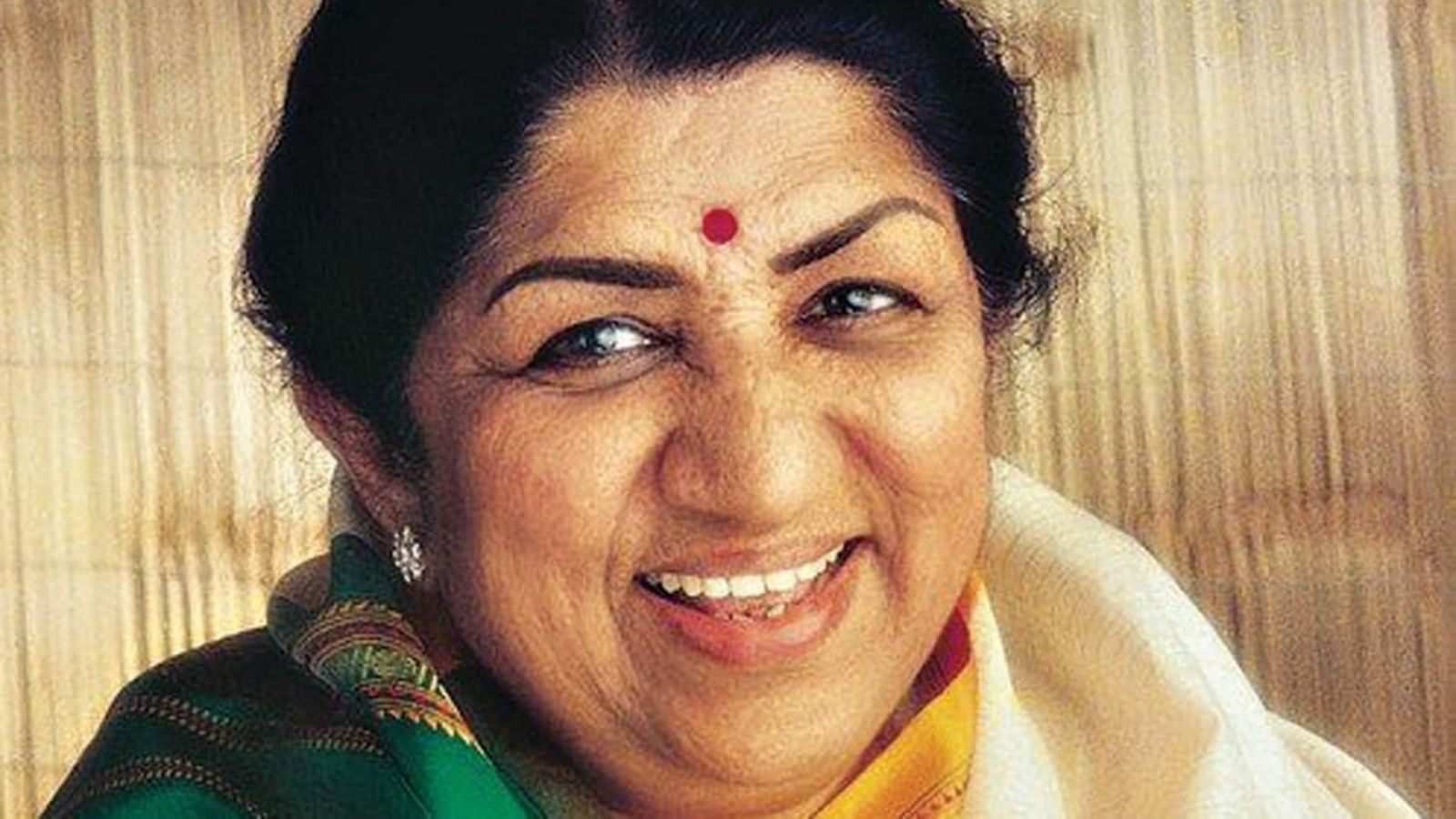 Asha Bhosle Wallpapers - Top Free Asha Bhosle Backgrounds - WallpaperAccess