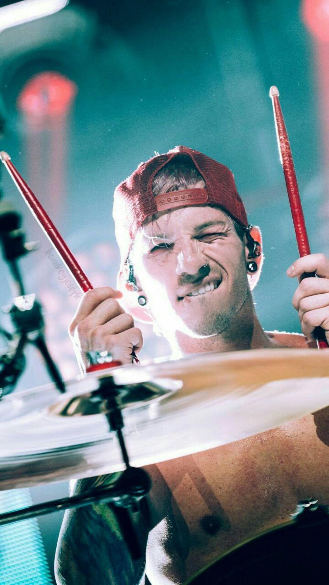 Josh Dun Wallpapers - Top Free Josh Dun Backgrounds - WallpaperAccess